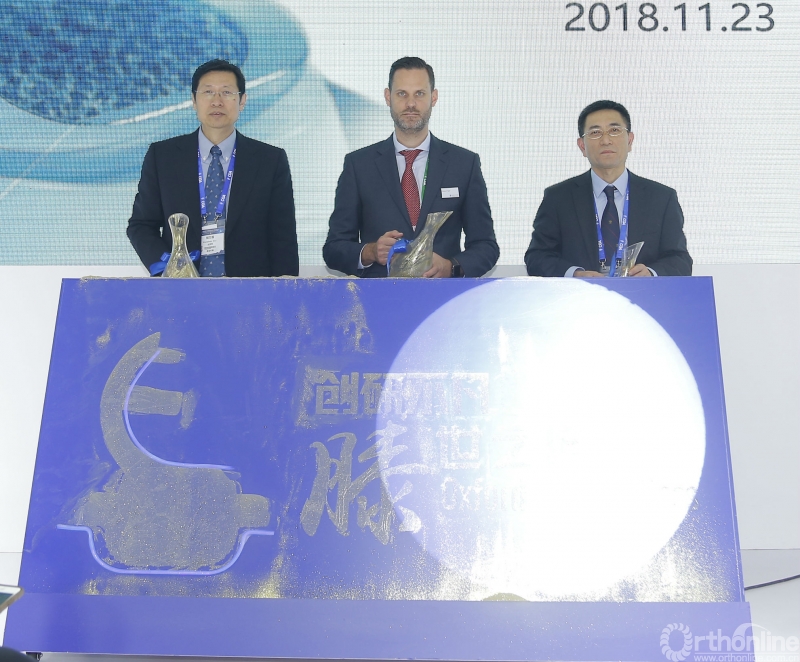 创研不凡，膝世之作——牛津生物型单髁COA2018闪亮登场 | 骨科在线